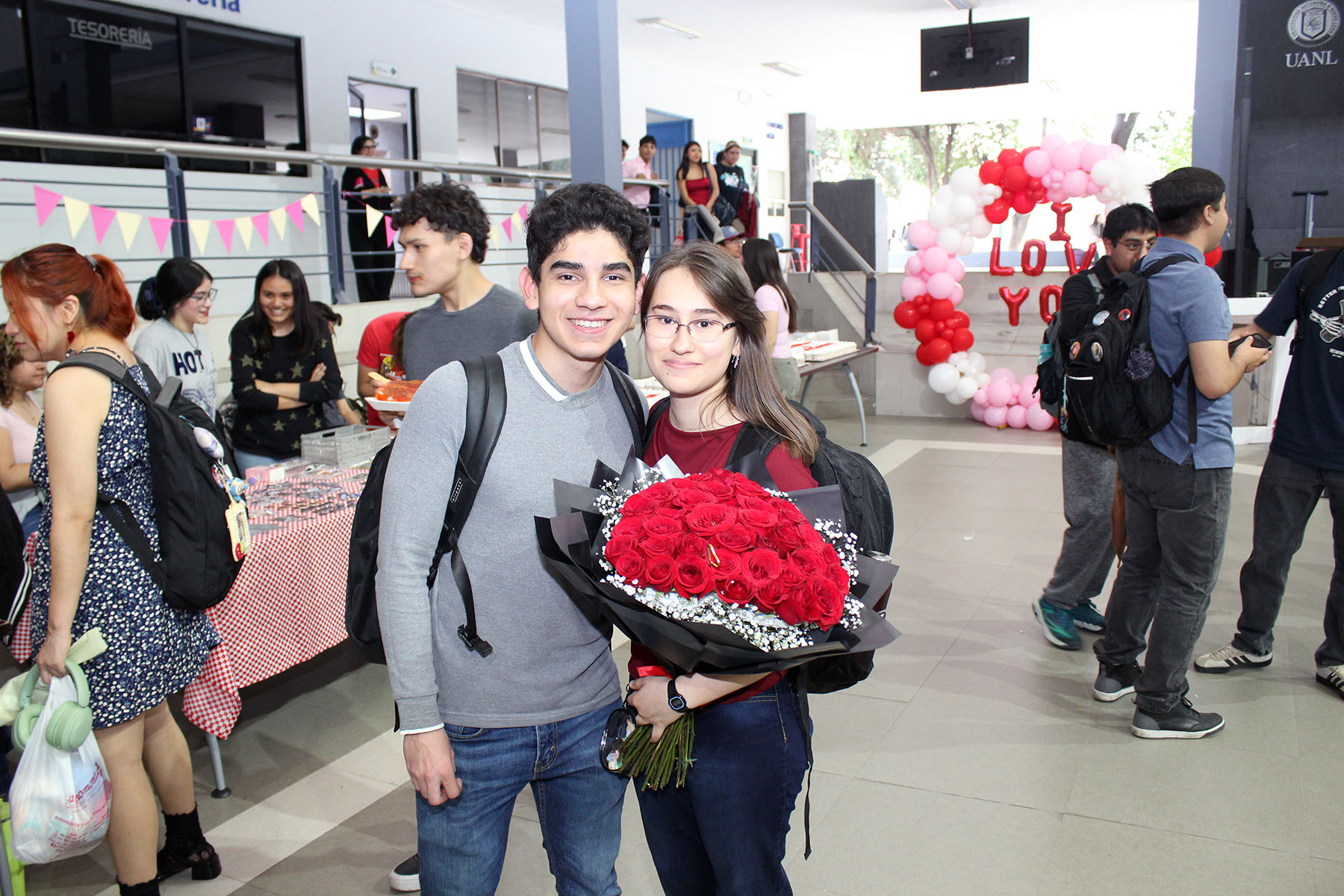 La comunidad celebra el Día de San Valentín en la Facultad - Facultad ...